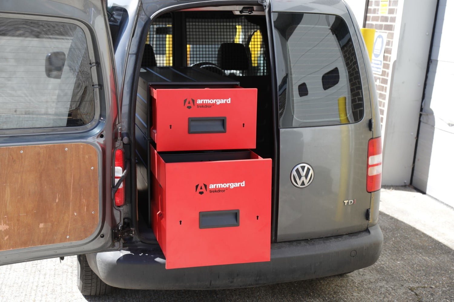 Packout Racking & Storage for Large Vans | Ply Van Racking Limited